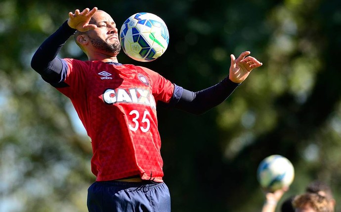 Kadu prevê duelo contra o Sport como um dos mais difíceis no Brasileirão