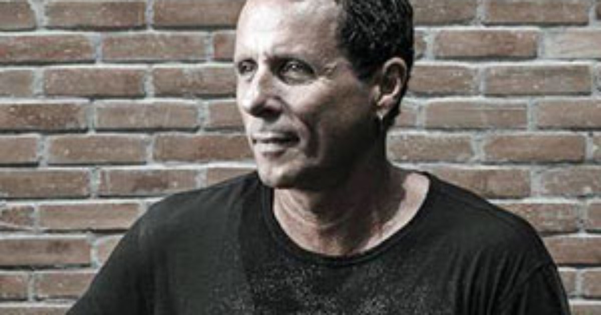 G1 - Tony Bellotto diz que 'crise dos 50' se reflete no livro 'Bellini ...