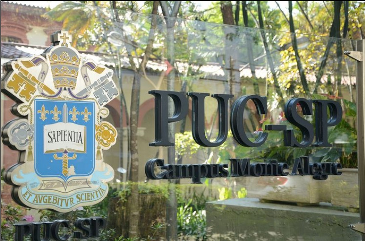 Alunos da PUC-SP acusam professor de fazer comentários homofóbicos e ...