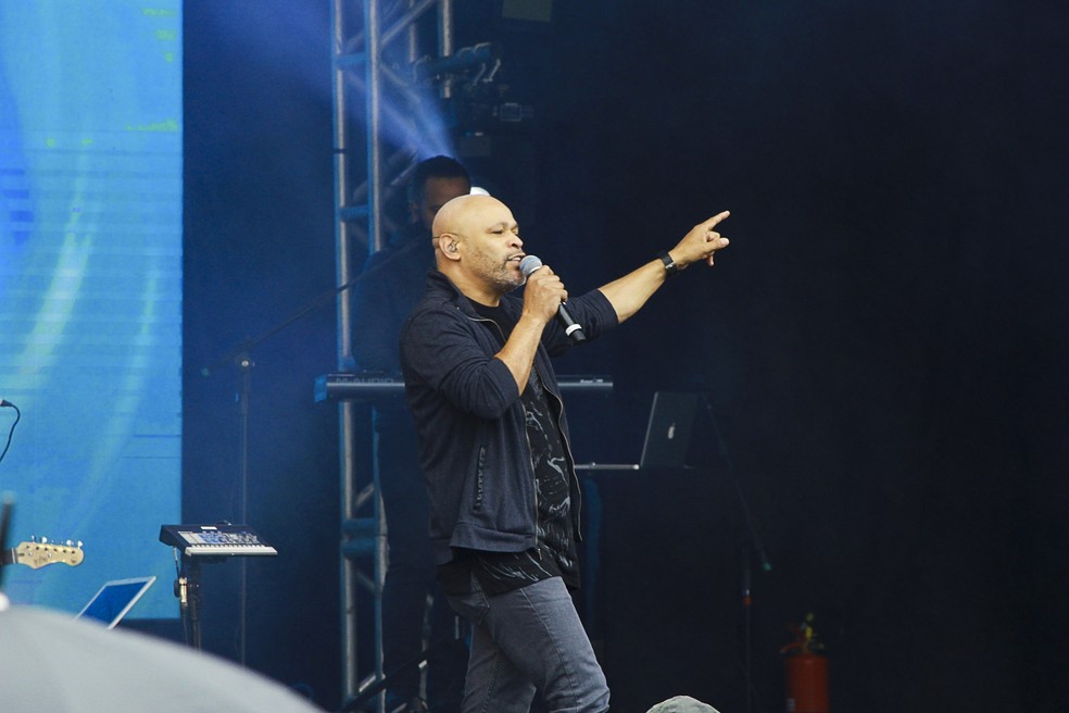 Pastor Antônio Cirilo sobe ao palco do Festival Promessas e divulga a ...