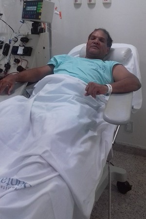 Após vencer câncer, Geovani Silva, ex-Vasco, faz tratamento na medula