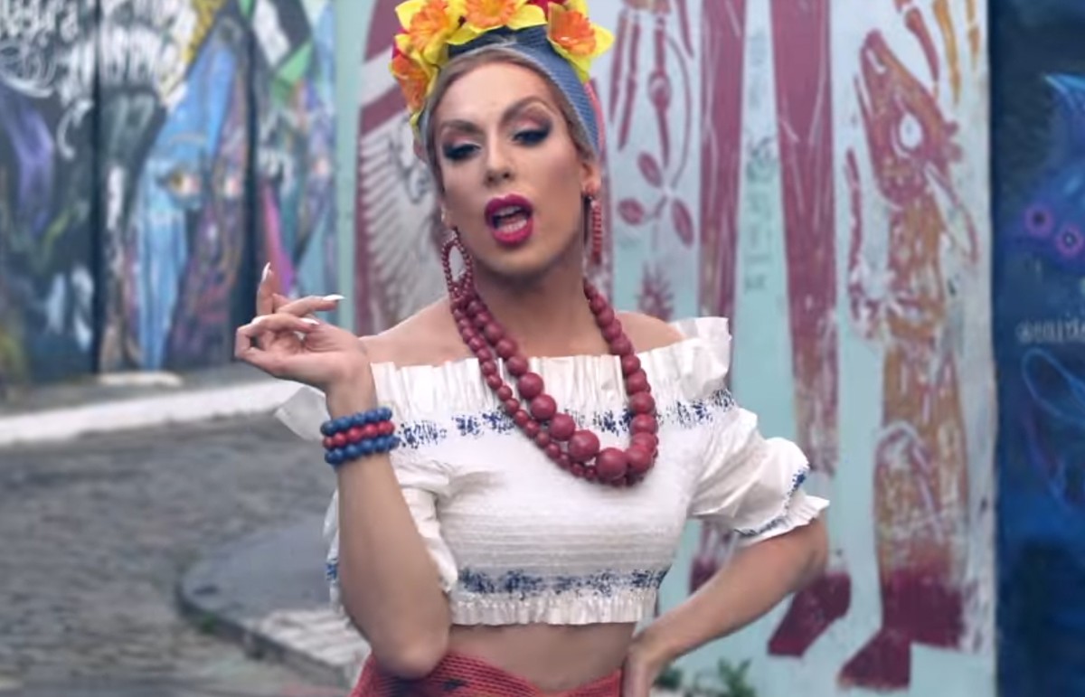 Alaska Thunderfuck, vencedora de 'Ru Paul's Drag Race', lança clipe ...