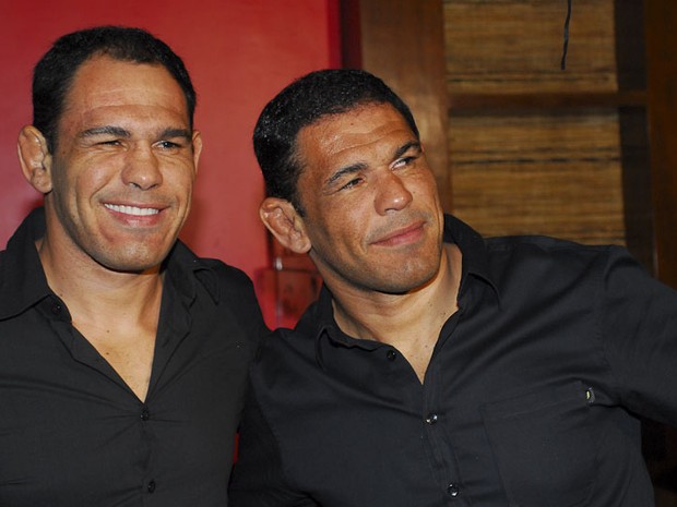 Minotauro e Minotouro montarão octógono na Praia da Barra - ÉPOCA ...