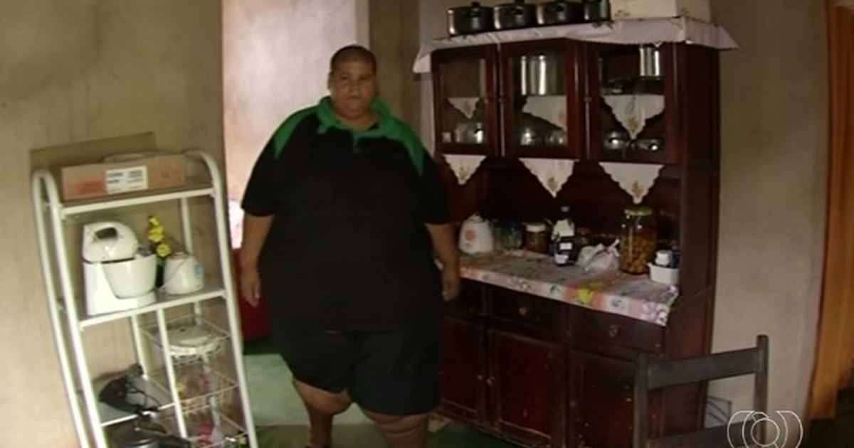 G1 - Homem que pesa 250 kg luta por tratamento para emagrecer em Goiás ...