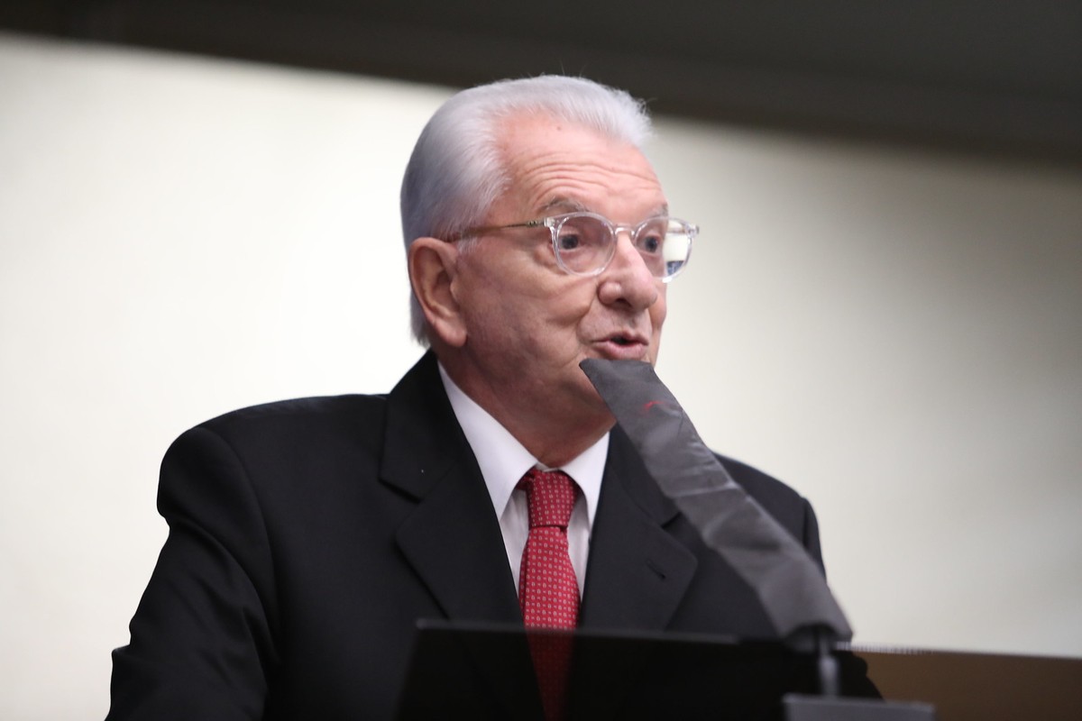 Sem competição, deputado Nelson Justus é eleito presidente da CCJ da ...