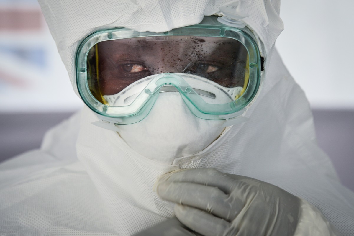 Quatro membros de equipe anti-ebola são mortos na RDC | Mundo | G1