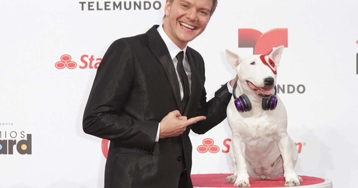 G1 - Michel Teló leva prêmio de música do ano da 'Billboard' latina ...