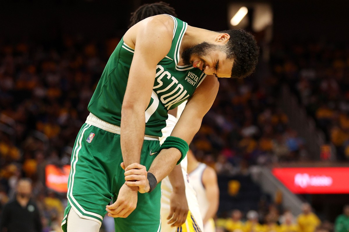 Tatum revela lesão: "Joguei com uma fratura por dois meses" | nba | ge