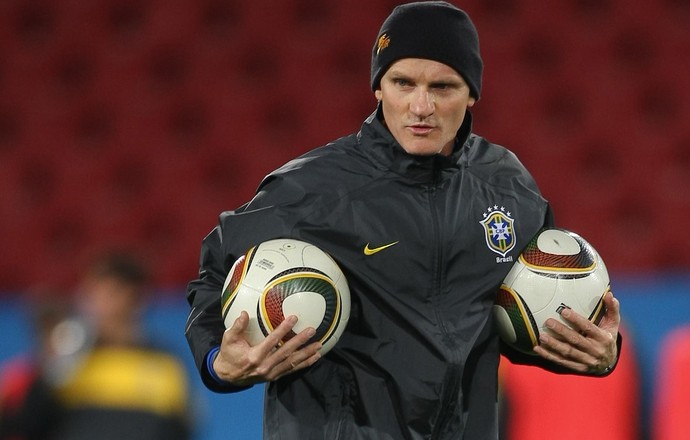 Taffarel define perfil do novo goleiro e planeja sequência de jogos na ...