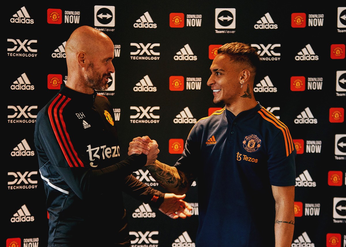 Antony assina com o Manchester United e reencontra Erik Ten Hag ...