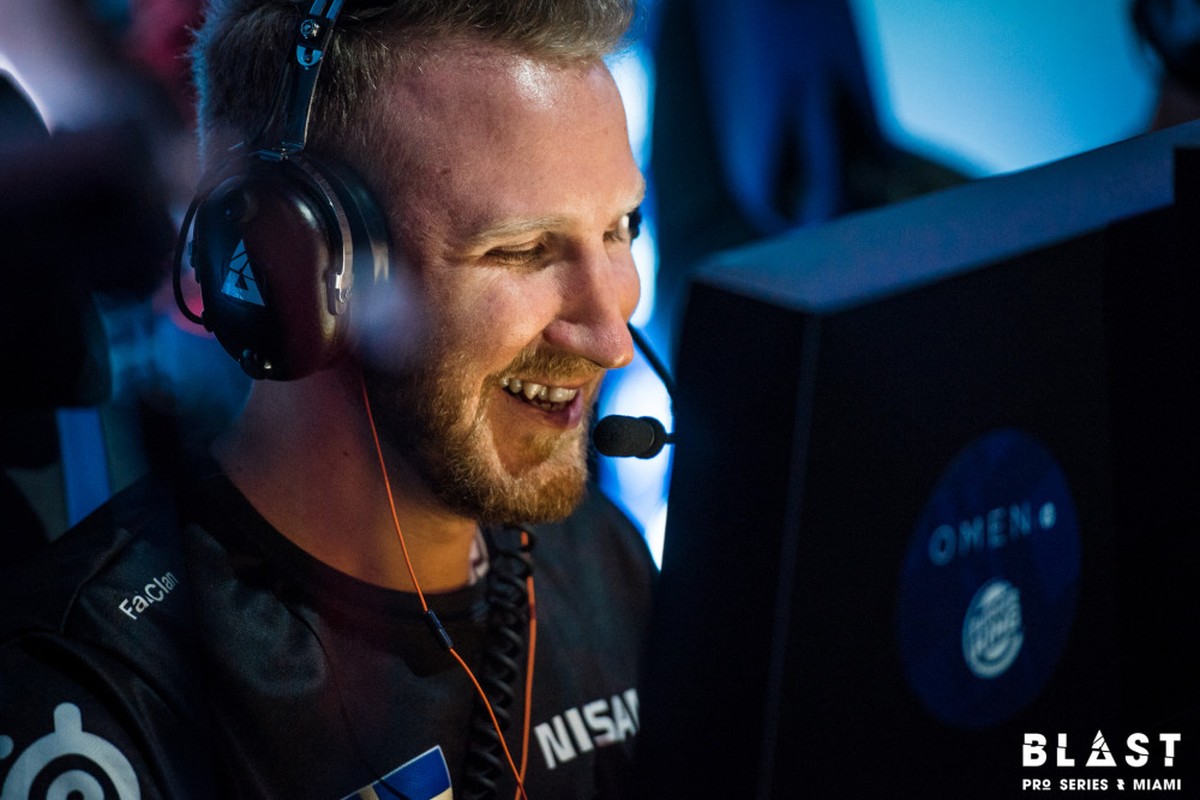 CS:GO: FaZe coloca olofmeister no time titular para BLAST Premier Fall ...