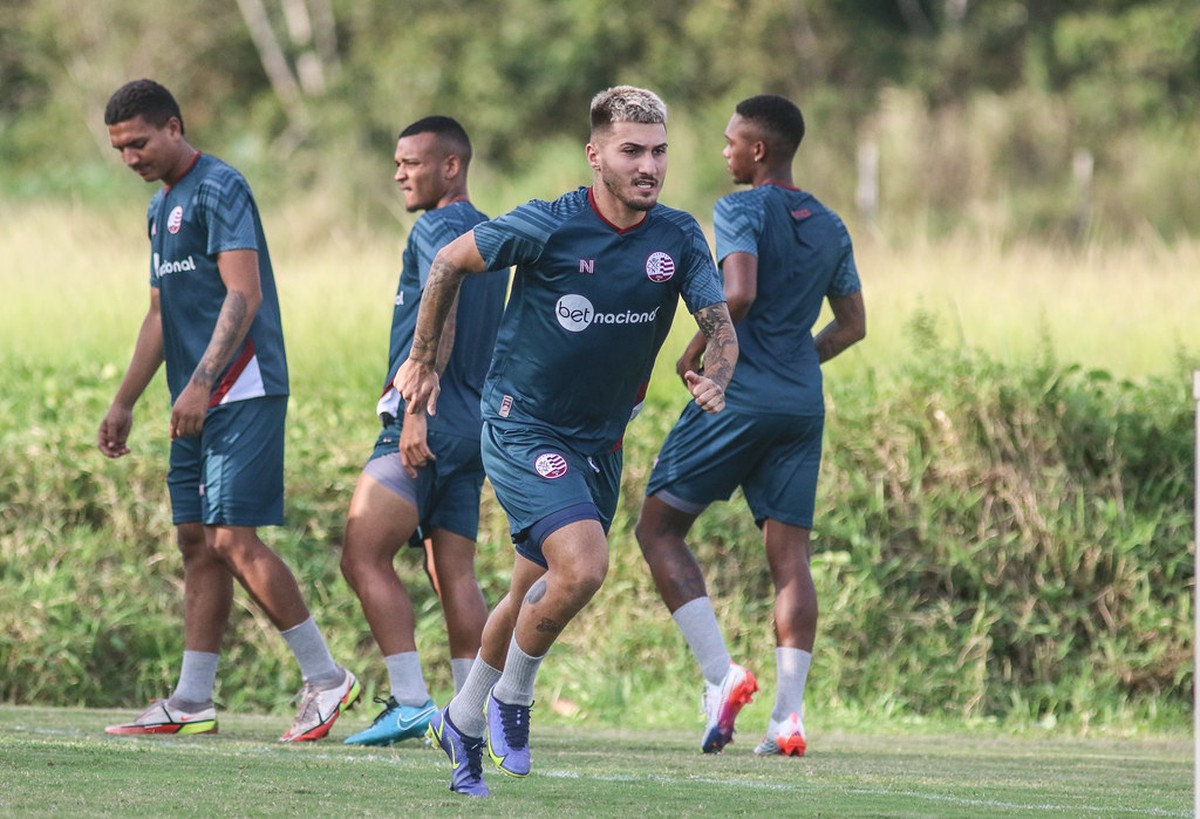 Thomaz é o décimo jogador a deixar o Náutico desde a queda para a Série ...