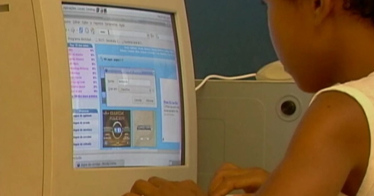 Jornal Hoje - Psicólogos orientam adolescentes e crianças sobre os ...