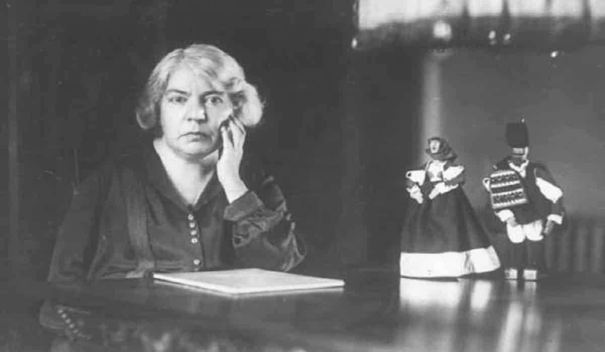 Fãs de Bob Dylan criticam réplicas no lugar de autógrafos em edição ...