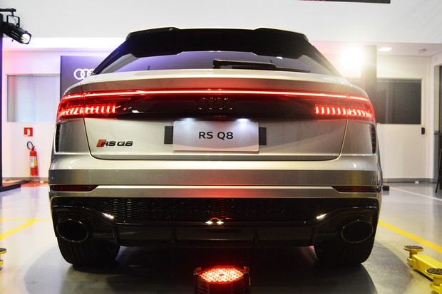 40 FOTOS EM DETALHES DOS NOVOS AUDI RS 6 AVANT, RS Q8 E R8 QUE CHEGAM ...