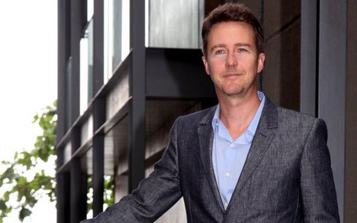Edward Norton participa de coletiva no Rio - Quem | QUEM News