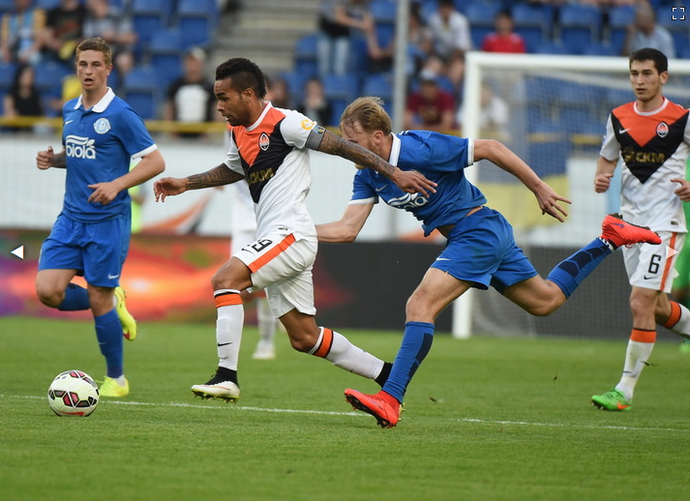 Alex Teixeira faz dois, mas Shakhtar é derrotado por mistão do Dnipro
