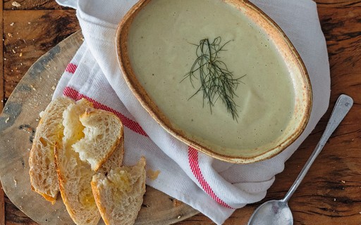 Sopa de bucha verde - Casa e Jardim | Sopa