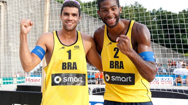 Vitor Felipe chama de 'presente' sua 1ª semi com Evandro em Grand Slam ...