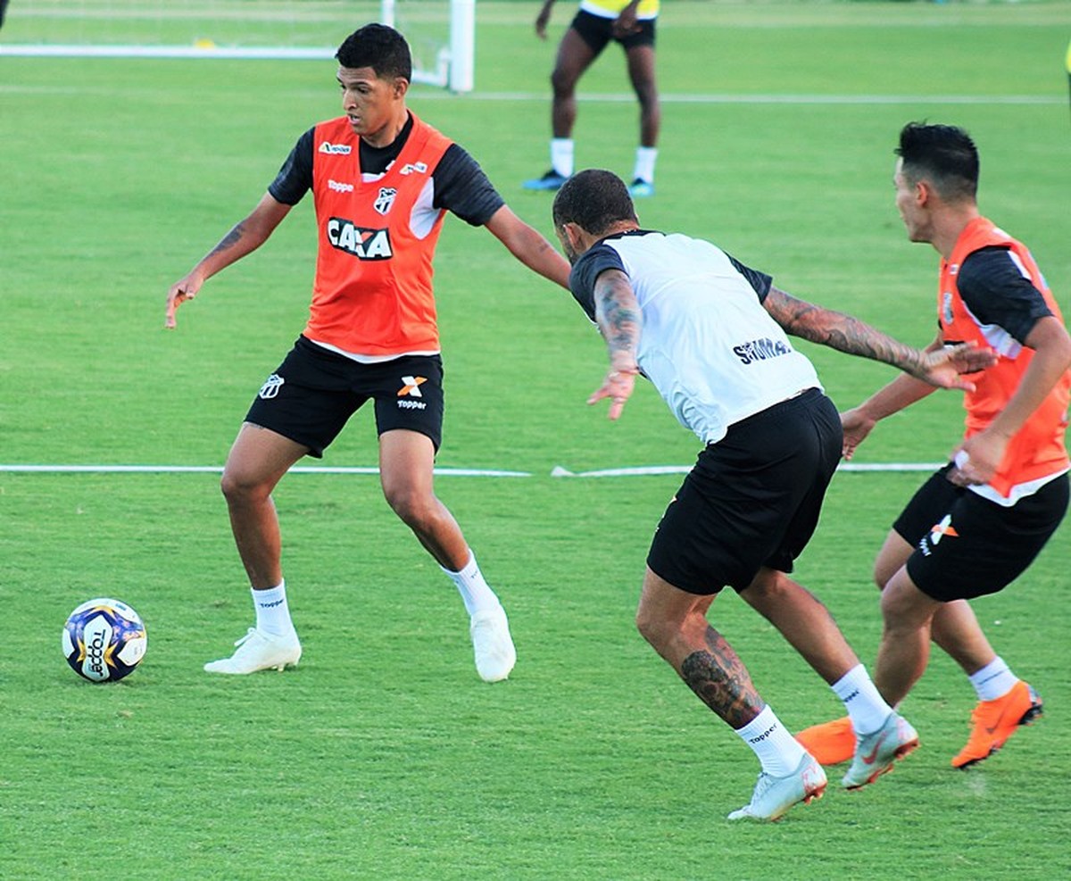 Corinthians acerta empréstimo de Matheus Matias para o Avaí até ...