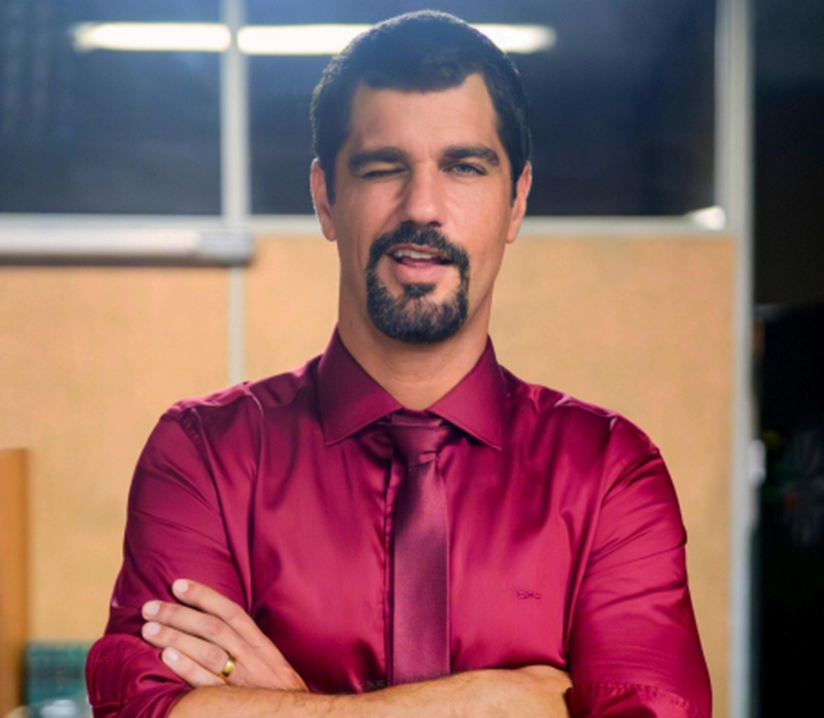 Bruno Cabrerizo voltará ao ar em nova série de humor da Netflix - Notícias TV - BCharts Fórum