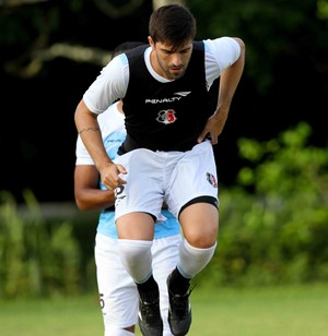 Em fase final do tratamento, Neris e Sacoman encaminham volta ao Santa