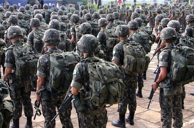 O Exército e os seus momentos vexatórios de sua história | Ancelmo - O ...