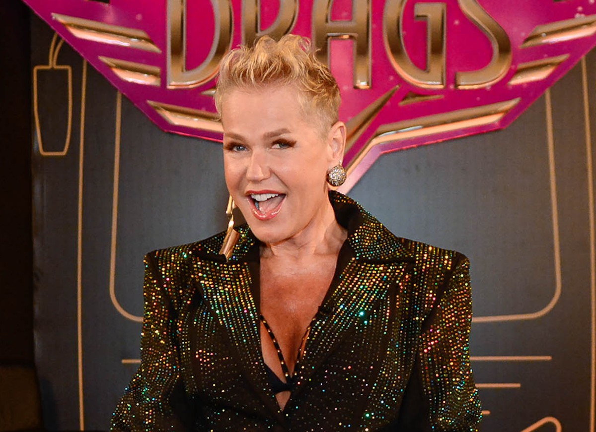 Xuxa aposta em look preto repleto de brilho para evento no RJ; fotos ...