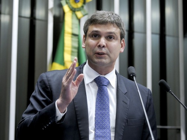 Lindbergh e Tarso preparam ato contra aliança com o PMDB no Rio de ...