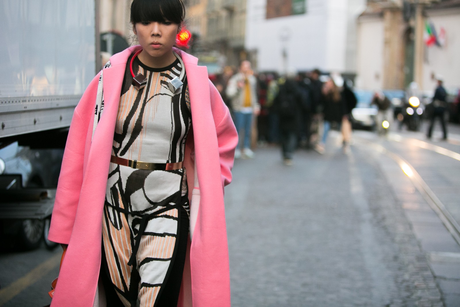 Streetstyle: a ordem é se divertir pelas ruas durante a semana de moda ...