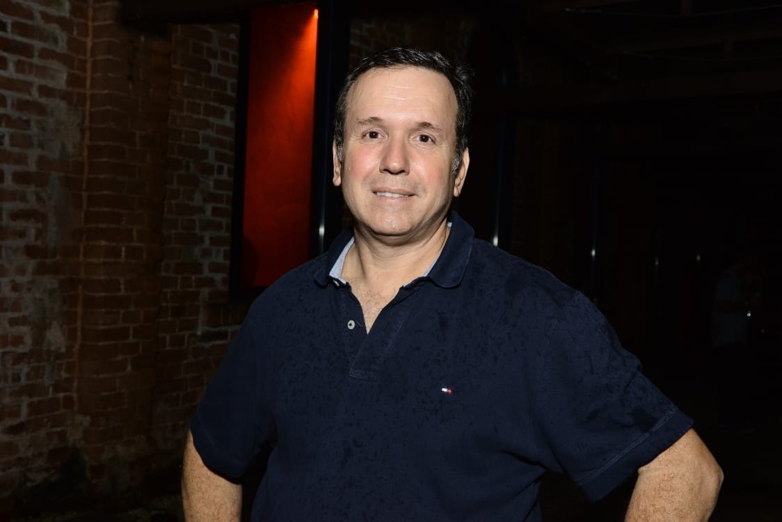 Alexandre Birman promove festa em parceria com a SP-Arte | Celebridades ...