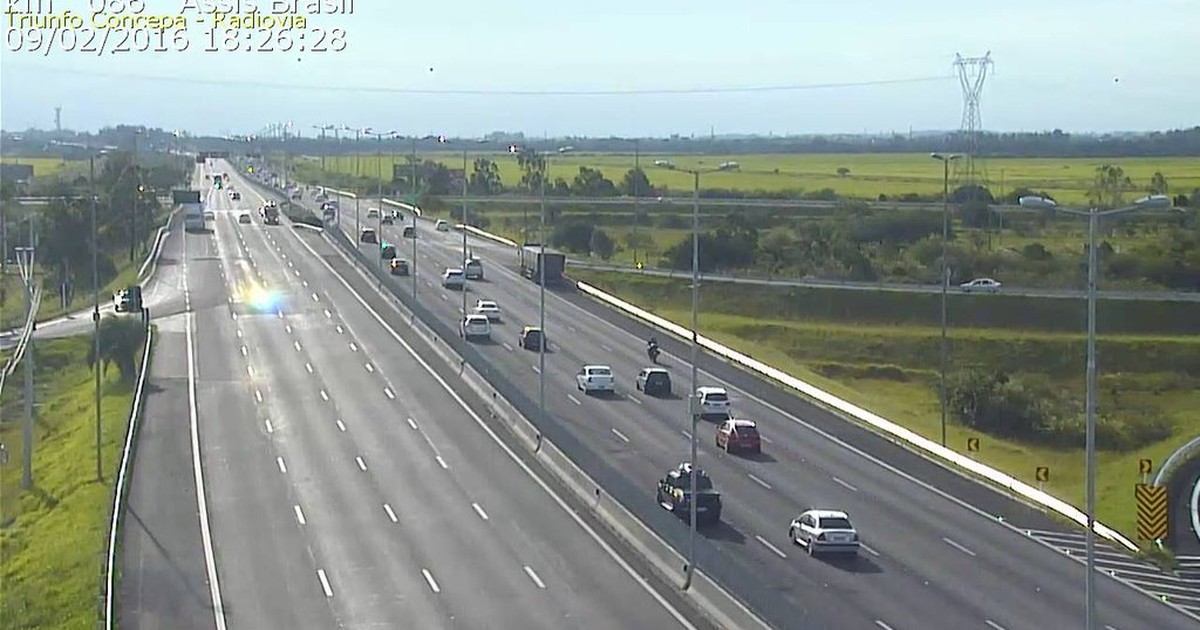 G1 - Obras em viaduto da freeway causam bloqueios na saída de Porto ...