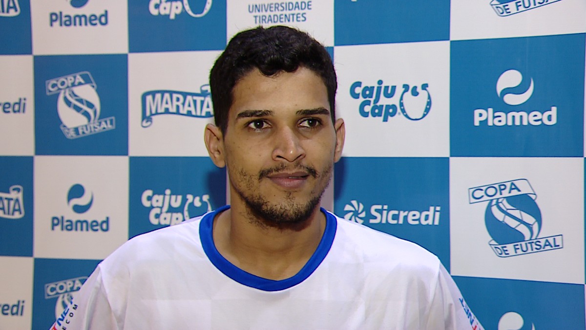 Pitel Assis comemora vitória de Ribeirópolis contra o Lagarto ...