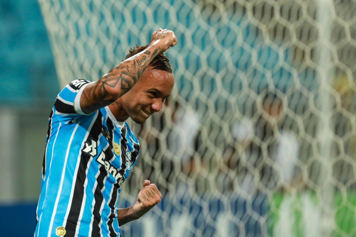Everton traça metas, planeja bater recordes pelo Grêmio e sonha com ...