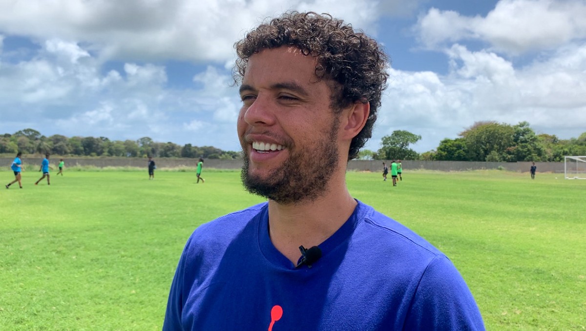 Após apenas 3 jogos em 2021, ainda pelo Grêmio, Victor Ferraz admite ...