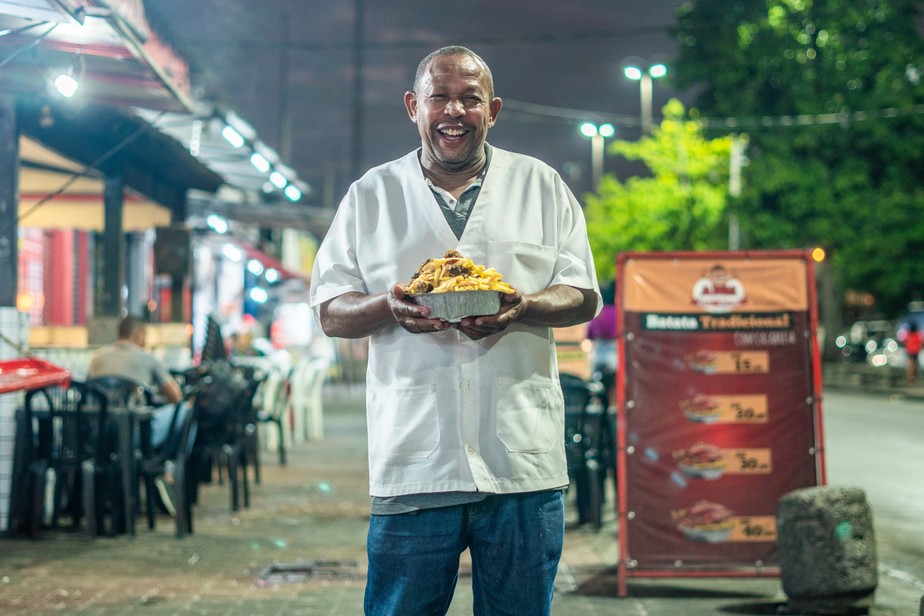 Trailer onde Bolsonaro foi após entrevista no 'JN' vende 1 tonelada de ...