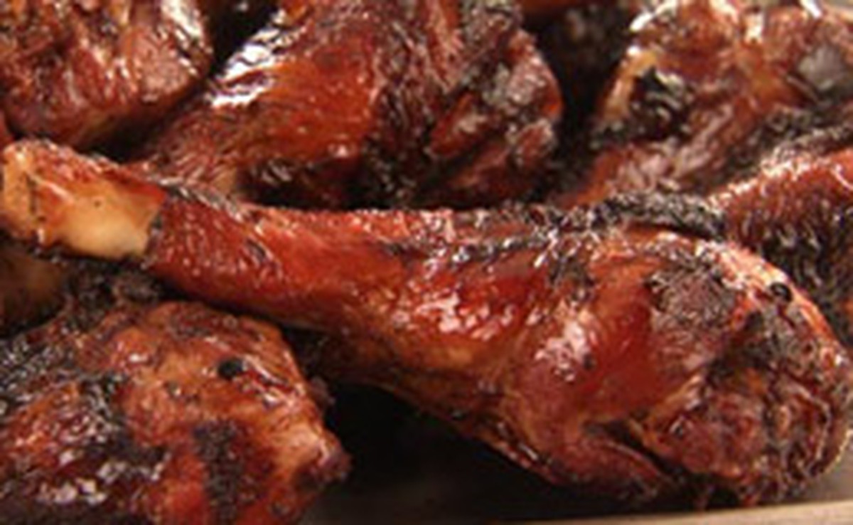 Churrasco de coxa de peru ao molho de pimenta | Aves | Receitas