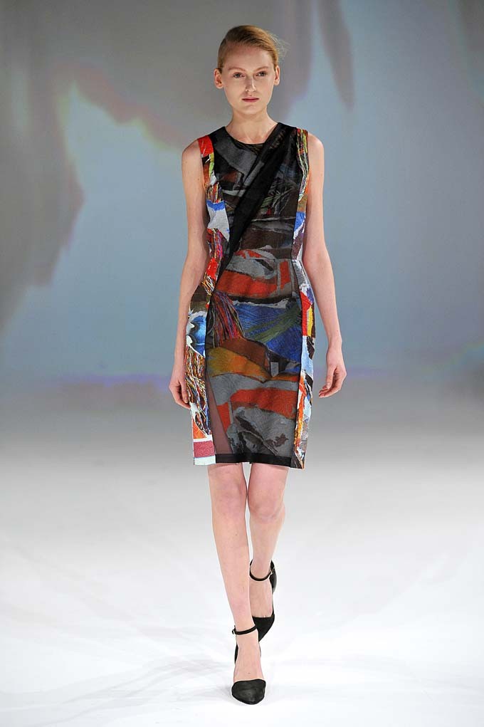 Hussein Chalayan | Paris | Inverno 2014 | Desfiles | Vogue