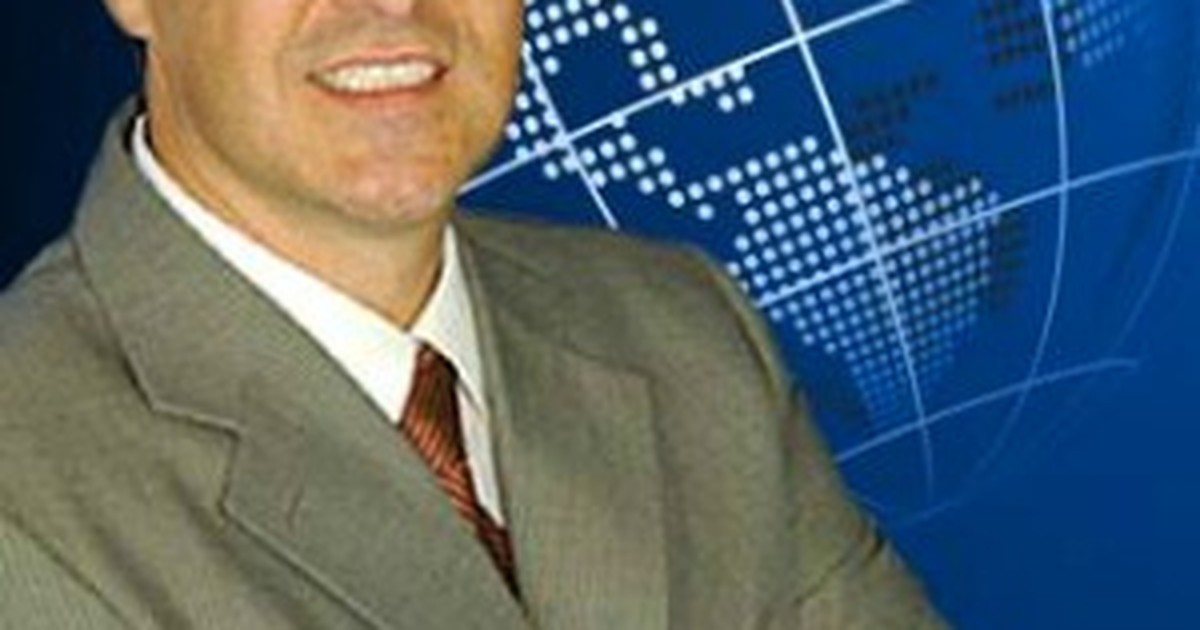 G1 - Jornalista Flávio Fachel participa de oficina de reportagem em ...