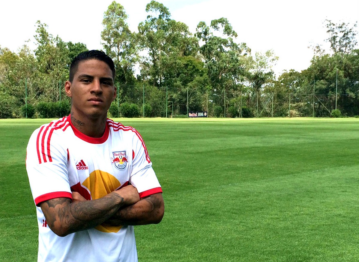 Guarani encaminha acordo com atacante Carlinhos, ex-Inter | guarani | ge