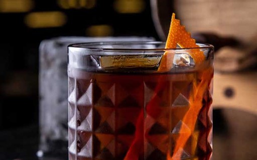 No Dia da Cachaça, aprenda a fazer drink com notas de caramelo e café ...