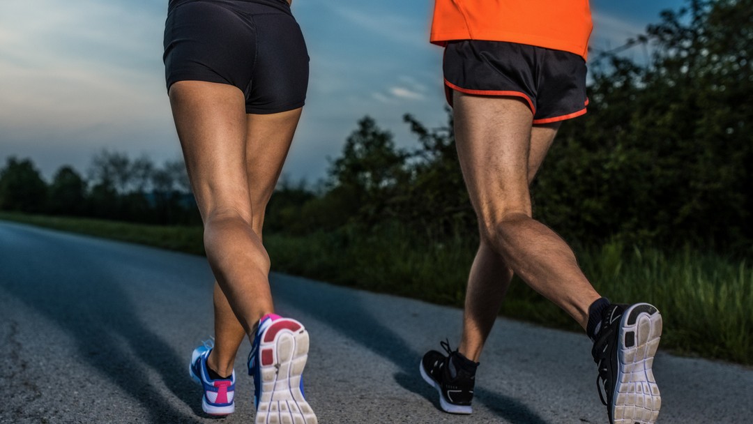 Saiba como se preparar do jeito certo para corridas longas e evitar ...