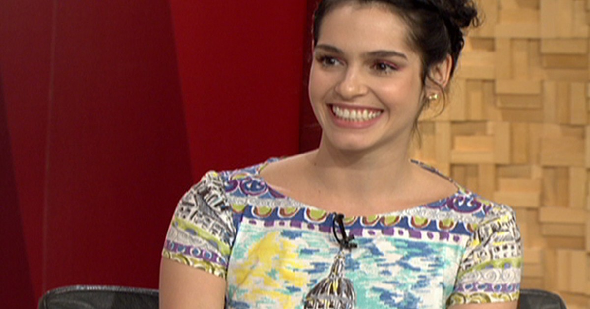 Globo News - Maria Flor relembra o sucesso da série ‘Aline’