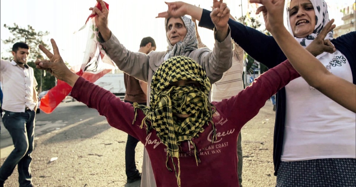 Globo News - Exposição mostra a rotina dos curdos e pergunta 'Que Mundo ...