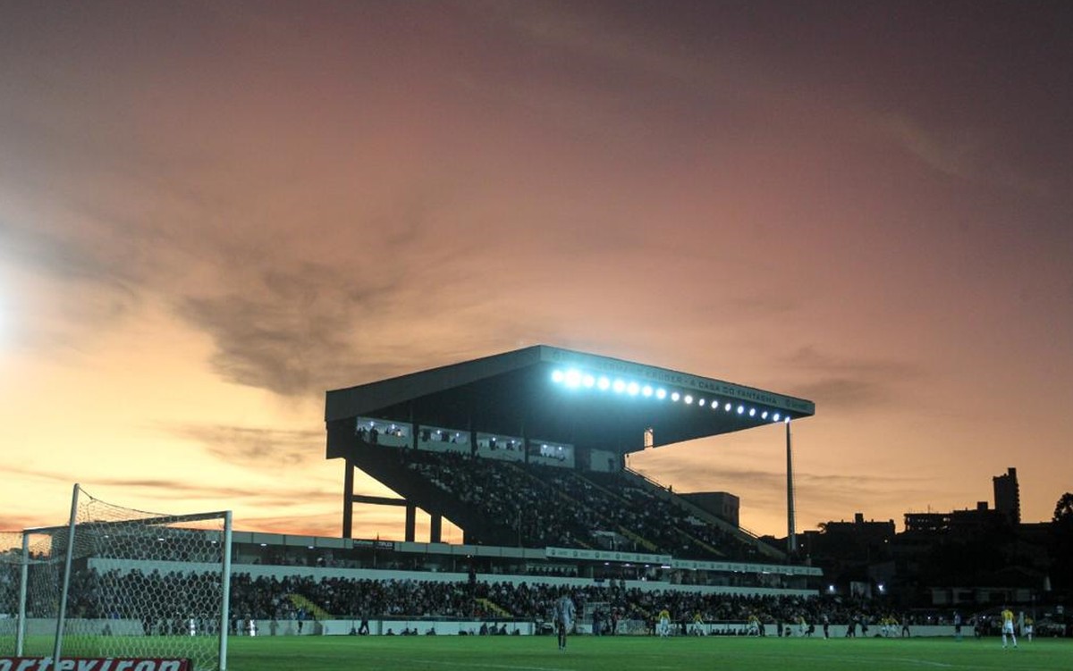 Vá ao estádio apoiar o Operário-PR na reta final do Campeonato ...