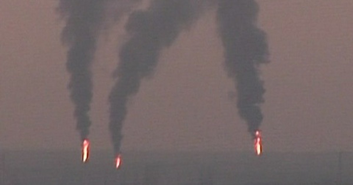G1 - Chamas e fumaça escura em refinaria assustam moradores em SP ...