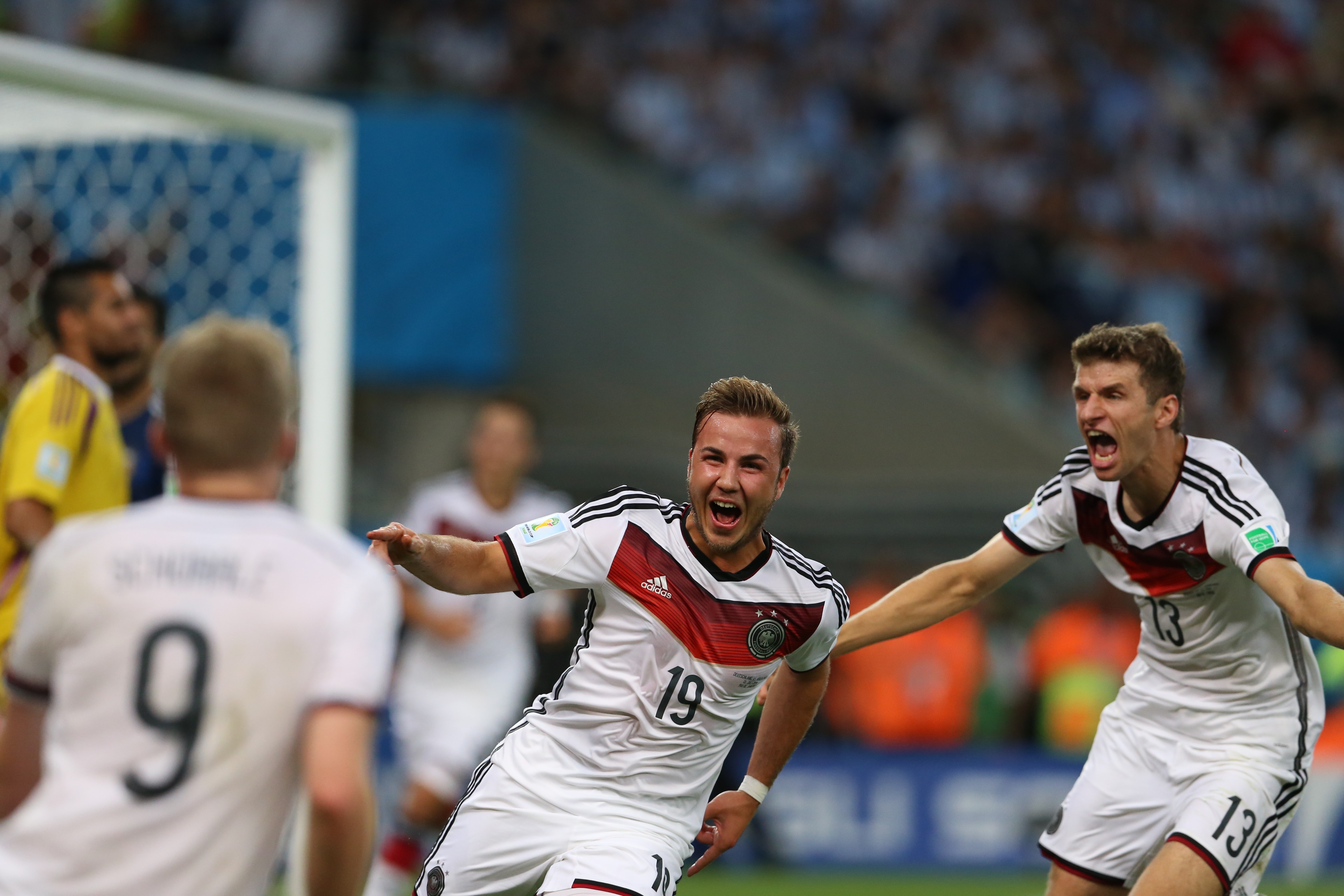 Traves da final da Copa de 2014 serão leiloadas na Alemanha | Ancelmo ...
