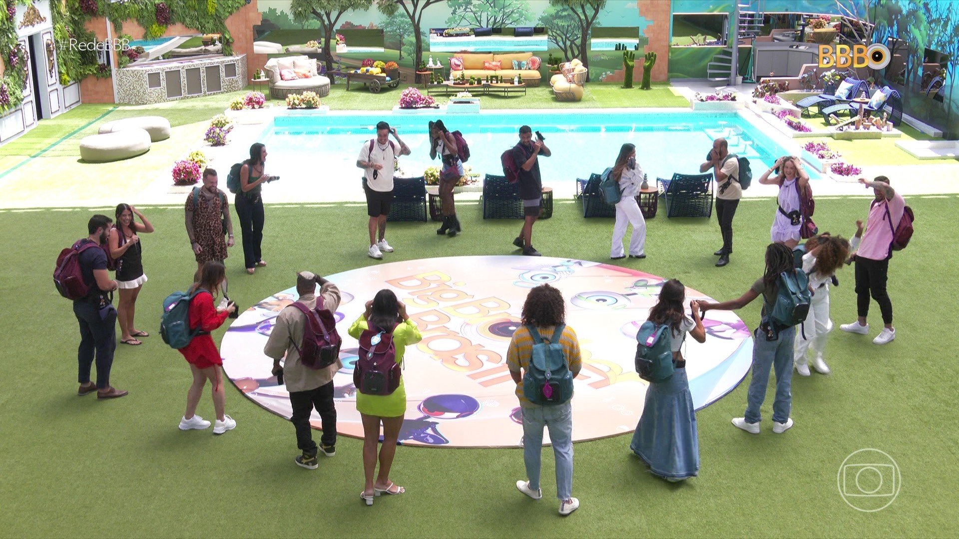 Veja as primeiras imagens dos participantes na casa do BBB 24 | vídeos ...