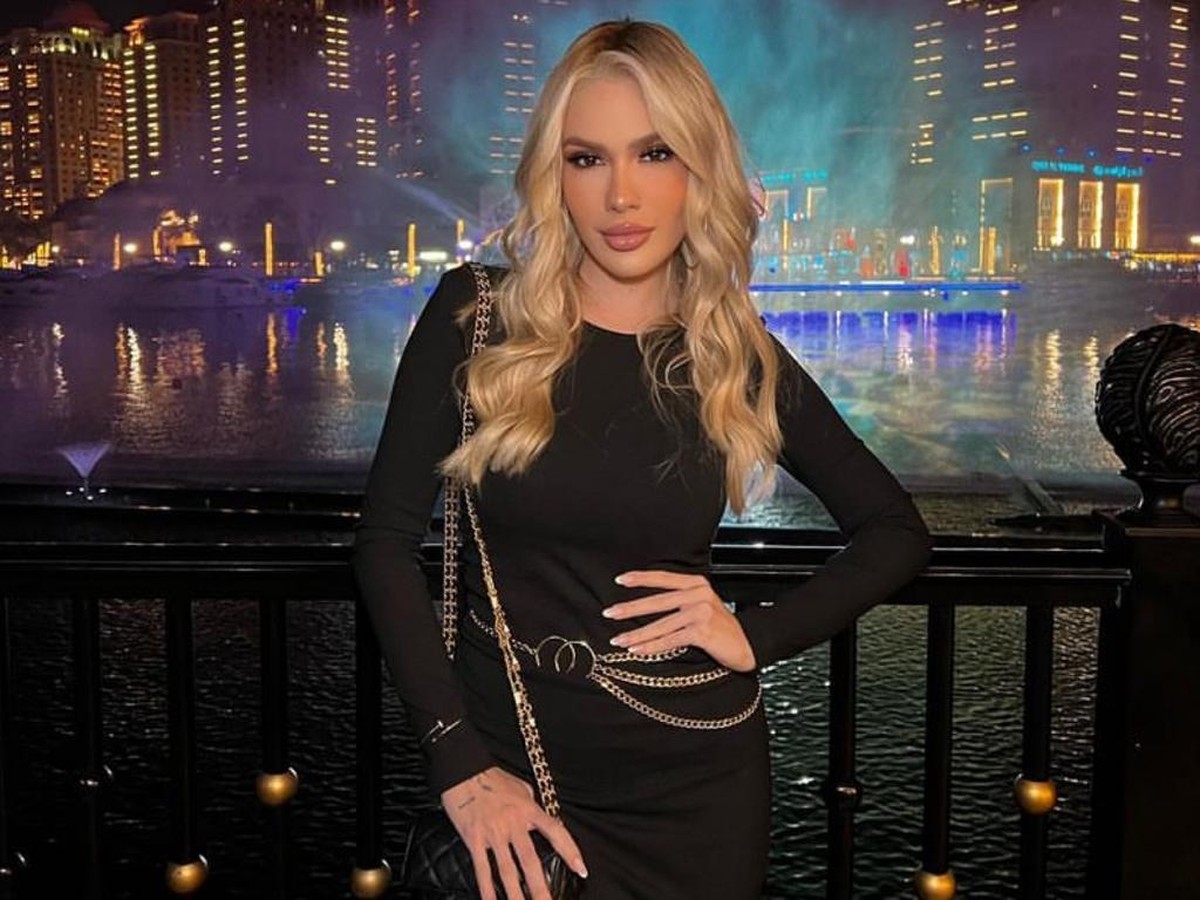 Karoline Lima usa look "comportado" em seu primeiro dia no Catar: "Não ...