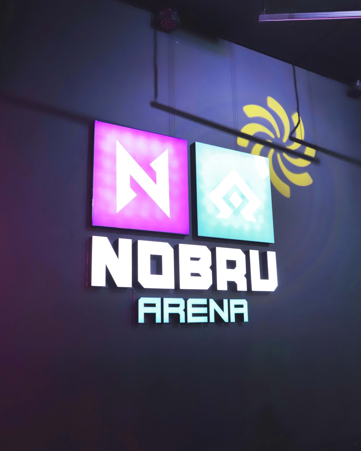 Nobru inaugura arena gamer em shopping de São Paulo | free fire | ge